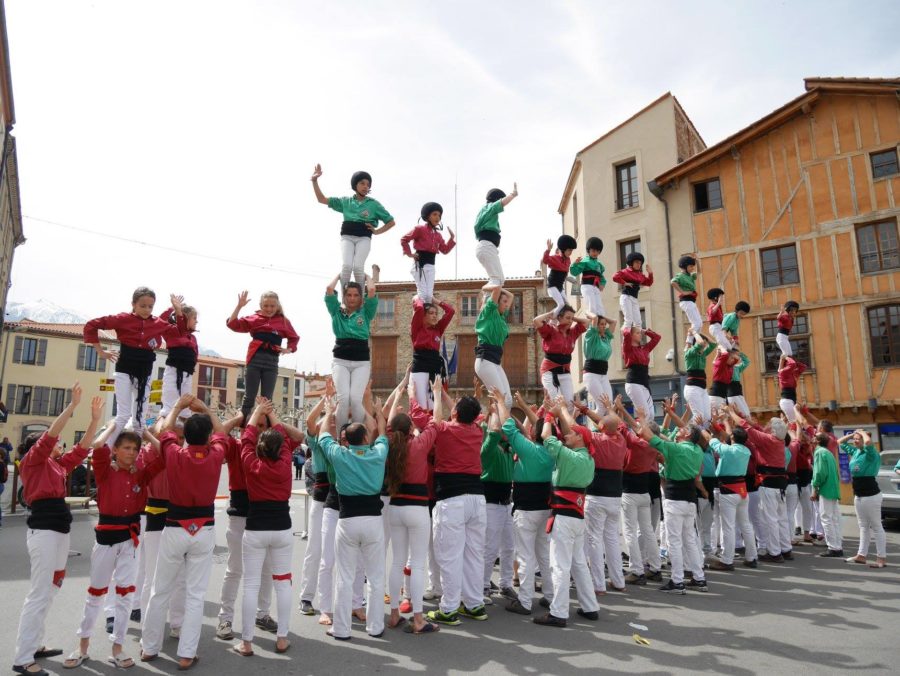 les-castells-et-les-castellers-une-tradition-de-tour-humaine
